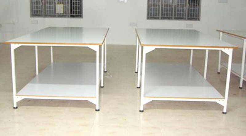 Checking Cutting Tables - POWERTECH GARMENT FURNITURES